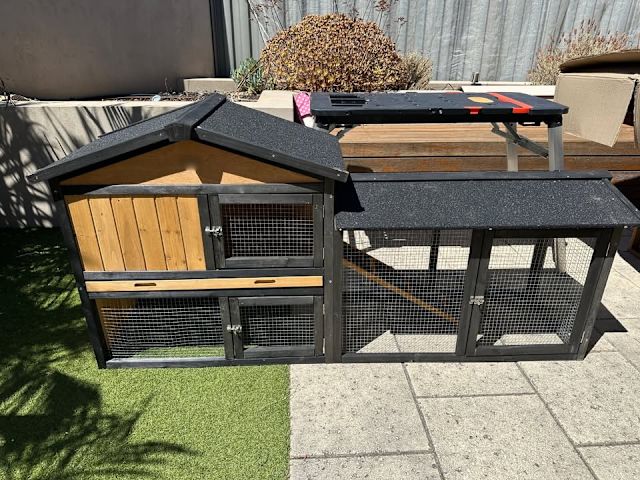 Rabbit Hutch Chicks Coop Large Run House Cage Wooden Bunny ASSEMBLED ...