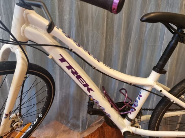 Trek niko kids or ladies light weight aluminium push bike - Women's ...