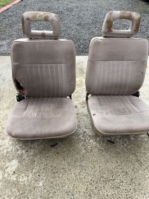 Holden commodore front bucket seats | Auto Body parts | Gumtree ...