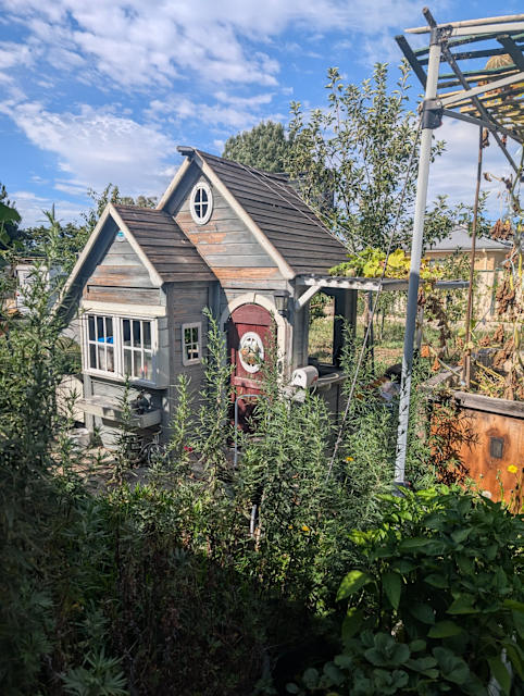 Backyard Discovery cubby house - Toys - Outdoor in Gisborne VIC ...