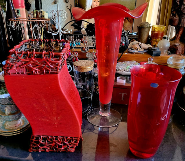 RED LAMP, ART GLASS RED VASE AND BOHEMIAN VASE | Collectables | Gumtree Australia Rockingham ...