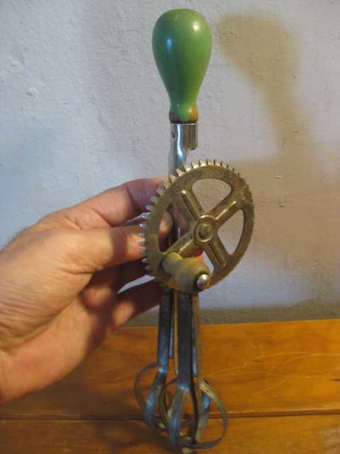 Vintage A & J Hand Mixer (1920s/30s) Made In USA - Works (Green ...