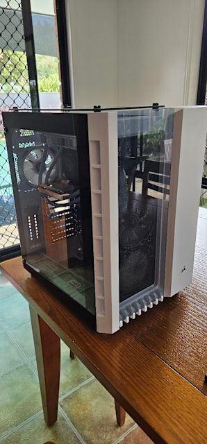 Desktop computer, needs graphics cards and HD - Desktops in Tweed Heads ...