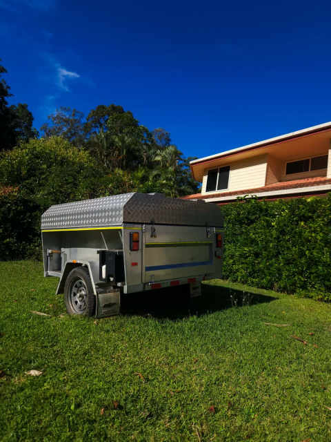 Trailer for Sale Off Road 4WD Heavy Duty Custom Built Fully Enclosed ...