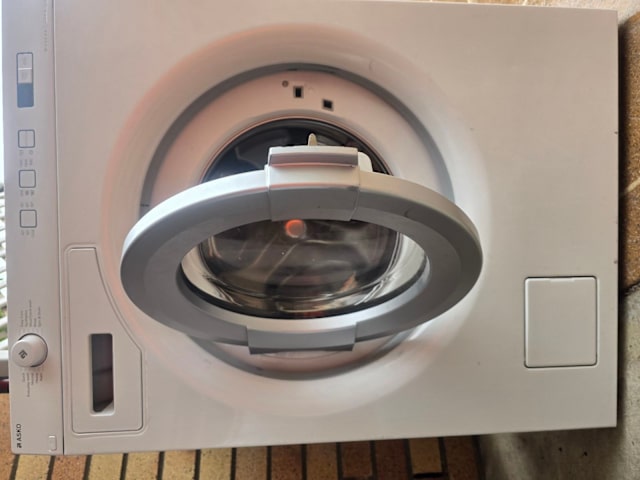 Free Washing Machine - Washing Machines & Dryers in Merrimac QLD ...