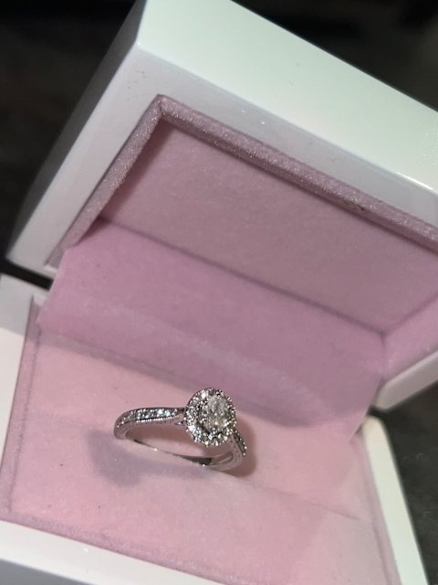 Engagement ring - Women's Jewellery in Casula NSW | Gumtree Australia
