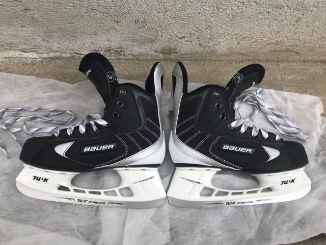 Bauer FlexLite 4.4 Ice Hockey Skates TUUK LightSpeed Pro Size 4R ...
