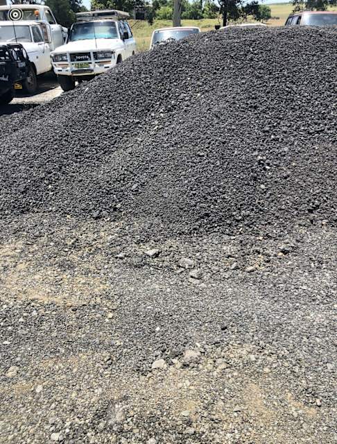 Turf underlay , Top soil , Road base , Asphalt & CRUSHED SANDSTONE ...