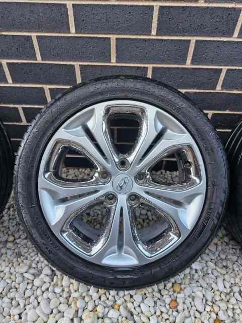 Hyundai i30 2014 Premium 17 steel wheels and Tyres. (225/45/R17 ...