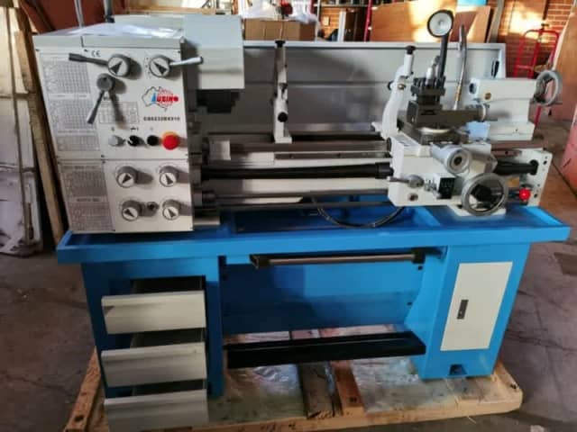 New 320x910 Metal cutting lathe 2hp, DRO and footbrake. EFY sale ...