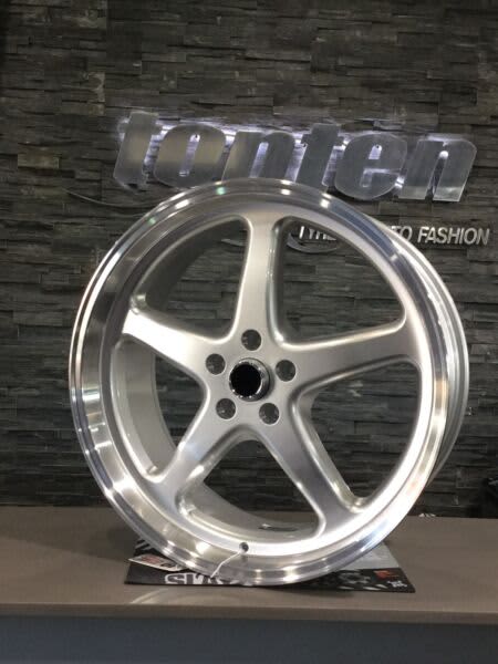 HOLDEN HDT WALKINSHAW RP 22" STAGGERED ALLOY WHEELS | Wheels, Tyres ...