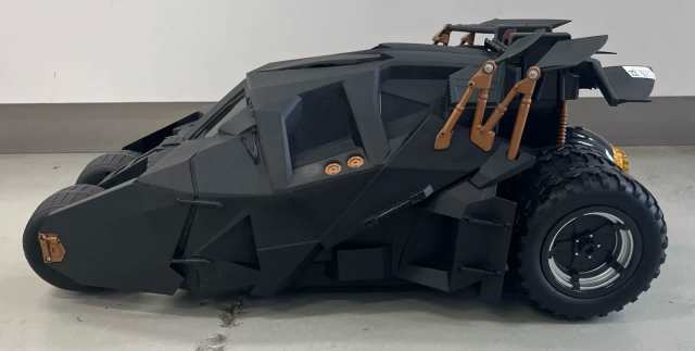 TYCO BATMAN RC CAR BATMAN BEGINS 1:6 WITH REMOTE - 393113 - Toys ...