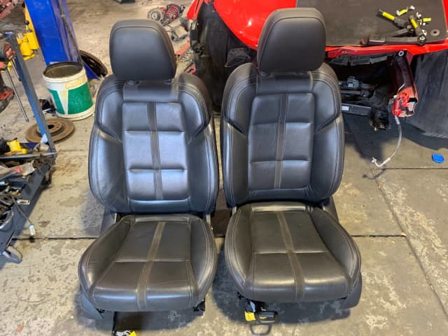 VF SSV Redline Holden Commodore Sedan Black leather front seats | Auto ...