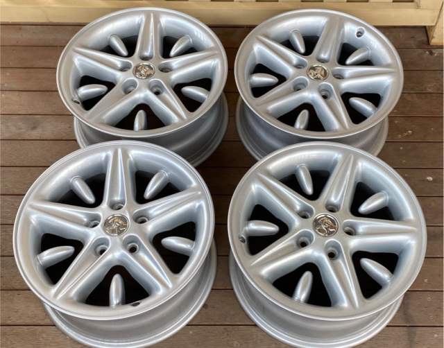 Genuine Holden Commodore Wheels - VT SS - refurbished | Wheels, Tyres ...