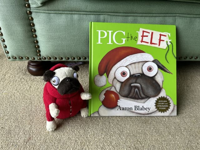 pig the elf hardcover book by Aaron blabey & pig the elf plush toy ...
