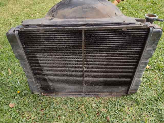 VR/VS HSV Commodore Radiator & Shroud. | Engine, Engine Parts ...