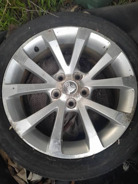 18 Holden calais rims | Wheels, Tyres & Rims | Gumtree Australia ...
