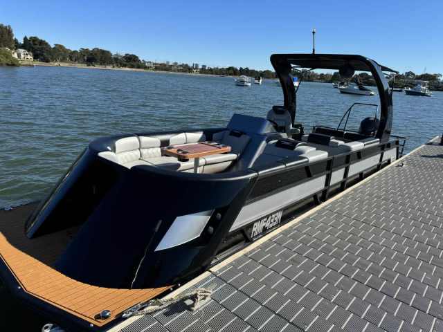 27ft luxury tritoon packages (triple pontoon) | Motorboats & Powerboats ...