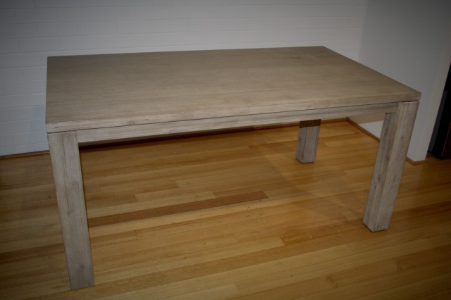 Dining room table 1600 X 900 modern good condition - Dining Tables in ...