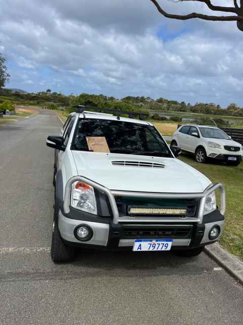 Isuzu Dmax My11 Ls M Utility Dual Cab 4 Dr Auto 4spd 4c4 980kg 3 Odt