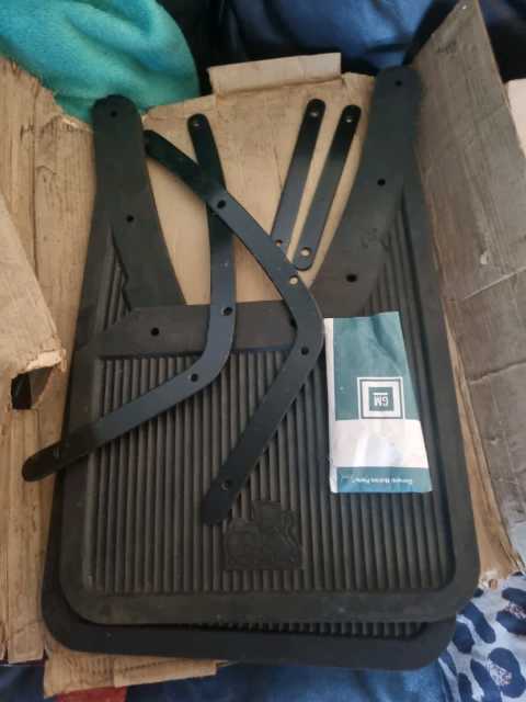 Vn vp commodore nos mudflaps | Other Parts & Accessories | Gumtree ...