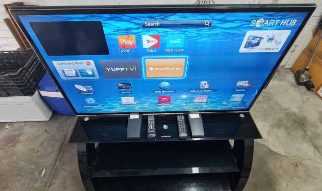 Samsung 46 Inch Smart TV with Glass TV Cabinet and Two Remotes - TVs in ...