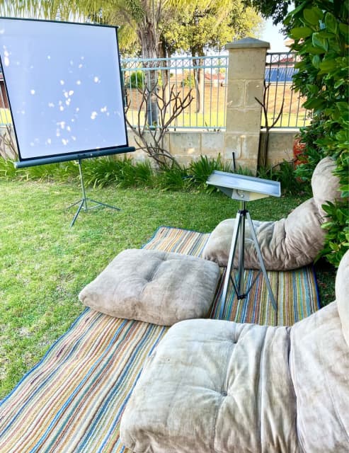 Retro 60s 70s projector screen and projector stand. Outdoor indoor ...