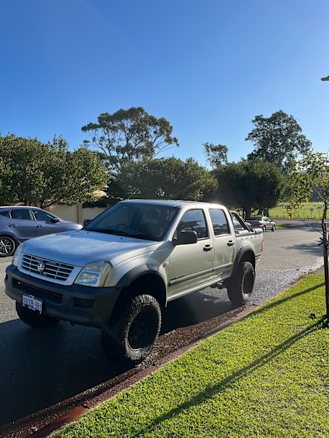 2005 HOLDEN RODEO LX (4x4) 5 SP MANUAL | Cars, Vans & Utes | Gumtree ...