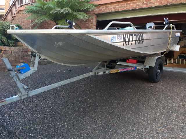 Stessco Bass Tracker 3.82m | Tinnies & Dinghies | Gumtree Australia ...