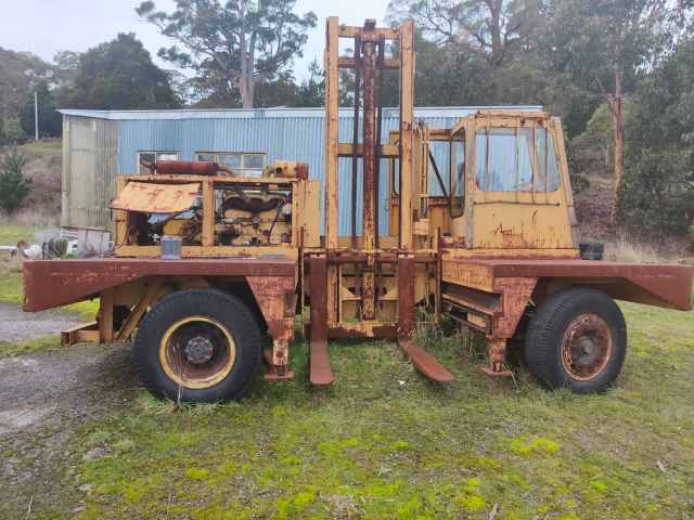 8 Ton Side Forklift Lancer Boss | Construction Vehicles | Gumtree ...