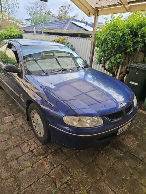 1999 HOLDEN COMMODORE EQUIPE 4 SP AUTOMATIC 4D SEDAN, 5 seats VT | Cars ...