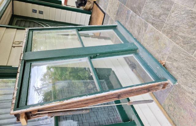 Double Sash Window (heritage) - Building Materials in Coburg VIC ...