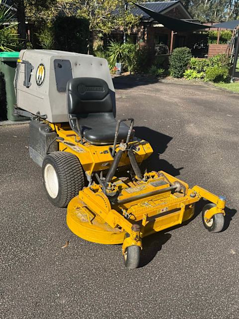 Walker mower MC19 42inch deck - Lawn Mowers in Jilliby NSW | Gumtree ...