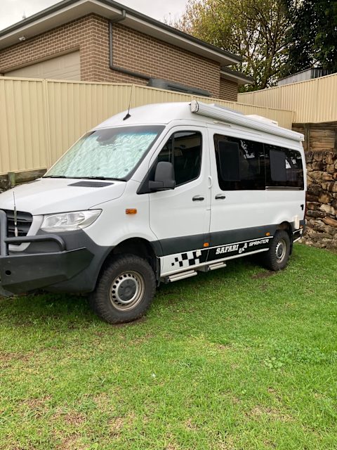 Mercedes Benz Motorhome - near new 2020 Merc 4WD Safari Sprinter ...