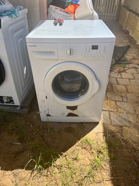 *FREE* Washing machines - Washing Machines & Dryers in Kinross WA ...