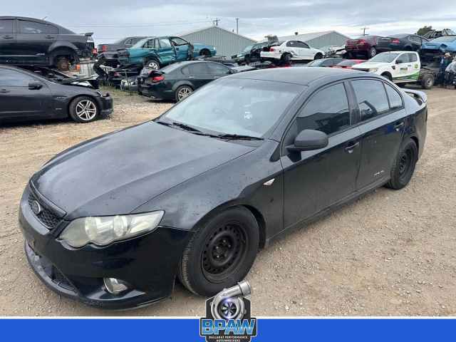 Wrecking Ford FG falcon XR6 4.0 engine 5 speed transmission 3.45 diff ...