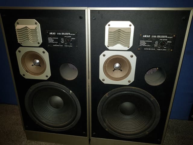 AKAI SW-350S 3 WAY SPEAKER SYSTEM - MADE IN JAPAN - Speakers in Urangan ...
