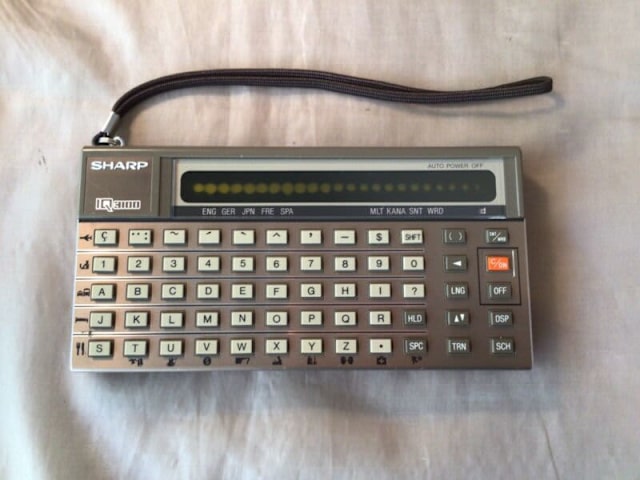 Sharp IQ3100 Electronic Translator - Vintage 1980s - Other Computers ...