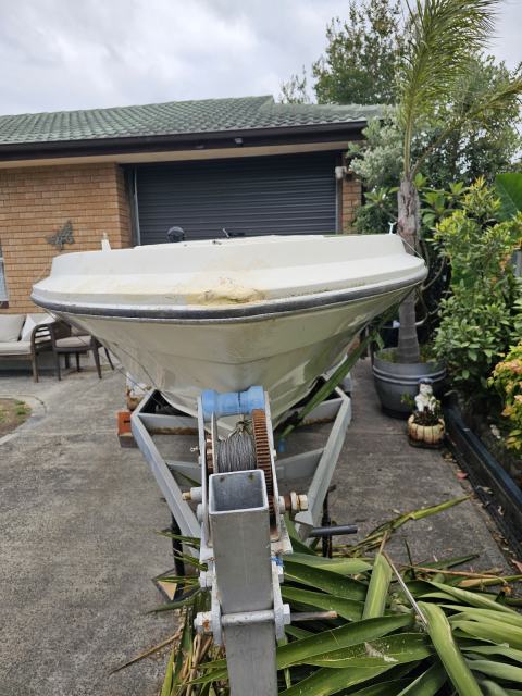FREE BAYLINER WITH TRAILER FIBRRGLASS UNFINISHED PROJECT BOAT | Other ...