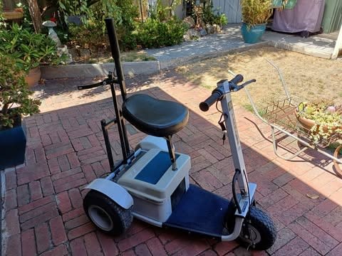 GOLF BUGGY - PARMAKER SPIRIT MOTORISED BUGGY - Golf in Berwick VIC ...
