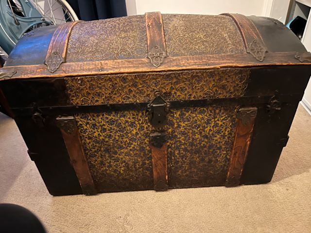 Antique round top Steamer/Saratoga trunk | Antiques | Gumtree Australia ...