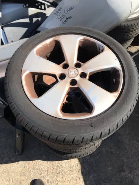 HOLDEN CRUZE 17 INCH WHEELS AND TYRES | Wheels, Tyres & Rims | Gumtree ...