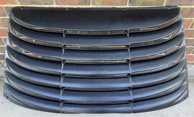 Commodore VR VS Sedan. Rear window louvre..Executive-Acclaim-Calais-SS ...