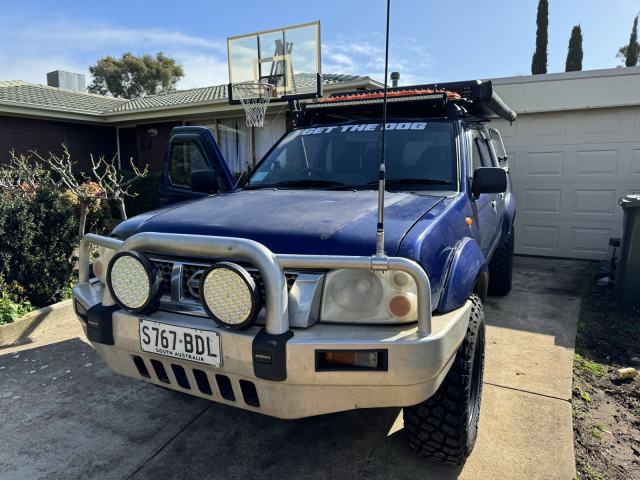 2003 NISSAN NAVARA ST-R (4x4) 5 SP MANUAL DUAL CAB P/UP | Cars, Vans ... 2003 NISSAN NAVARA ST-R (4x4) 5 SP MANUAL DUAL CAB P/UP | Cars, Vans ...