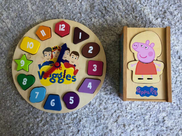 Peppa Pig MixnMatch & Wiggles Clock wooden puzzles for preschoolers ...