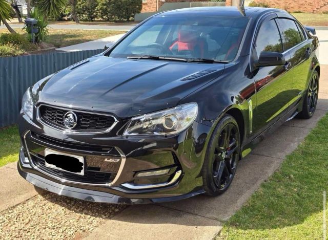 2015 HOLDEN COMMODORE SS-V REDLINE 6 SP AUTOMATIC 4D SEDAN | Cars, Vans ...