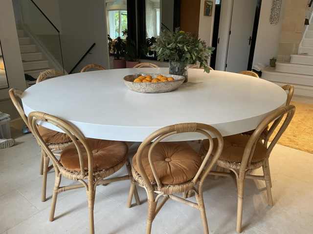 Round dining table - 10 seater - Dining Tables in Avalon NSW | Gumtree ...