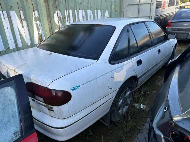 Hsv Maloo ve vy clubsport vn vp vs vt r8 commodore rollers complete ss ...