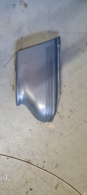 Vk commodore front bumper corner genuine gm | Auto Body parts | Gumtree ...