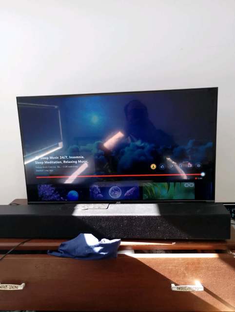 Smart TV and Bluetooth soundbar for sale - TVs in Redan VIC | Gumtree ...